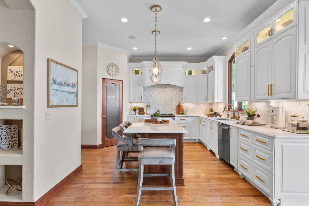 Pewaukee Lake - Kitchen Remodel and Dining Room Updates - Traditional ...