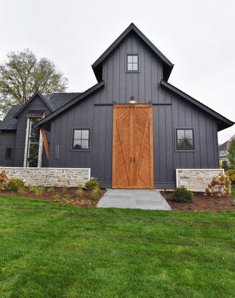 Farmhouse with a modern twist - Farmhouse - Chicago - by Matthies ...