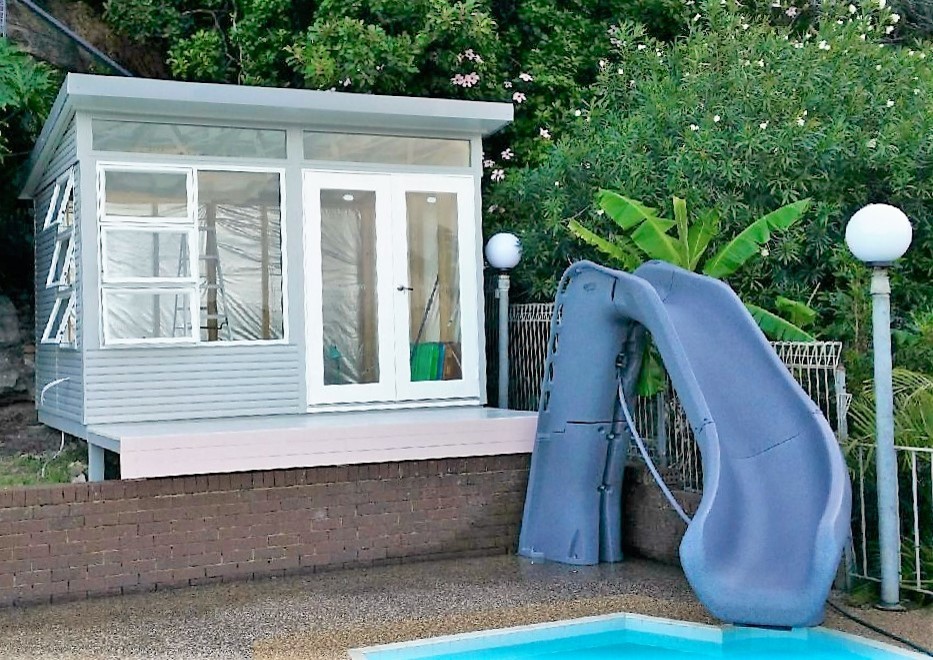 Room of the Day: Pool House Welcomes Guests in Style