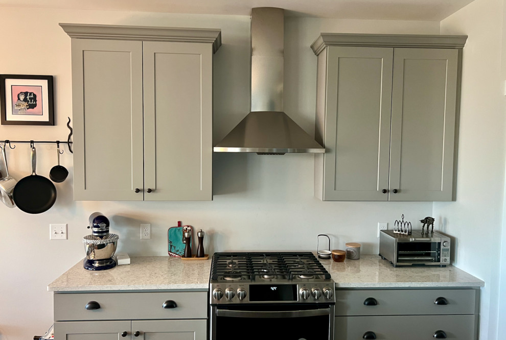 Where to stop tile backsplash? | Houzz Forum