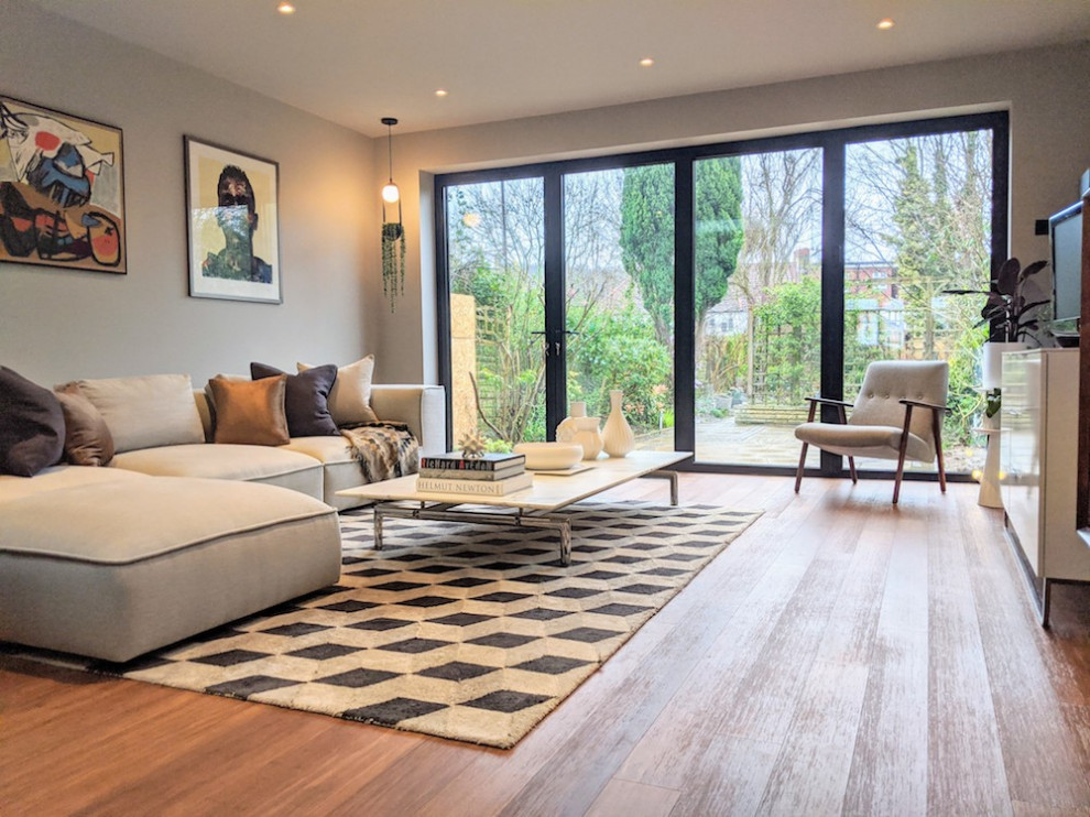 A Stylish Rear Extension & Loft Conversion - Modern - London - by Resi ...