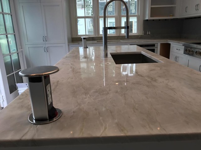 Tahiti Quartzite - Boston - de Granite World Countertops inc. | Houzz