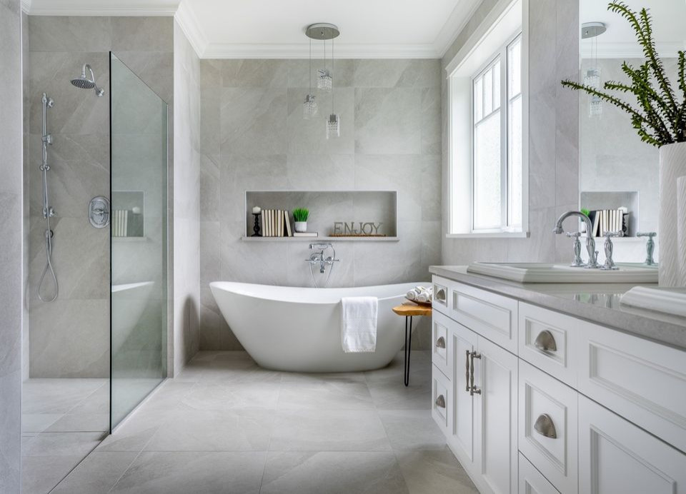 Walk-in Shower - Moderne - Salle de Bain - Vancouver - par Ranchers by ...