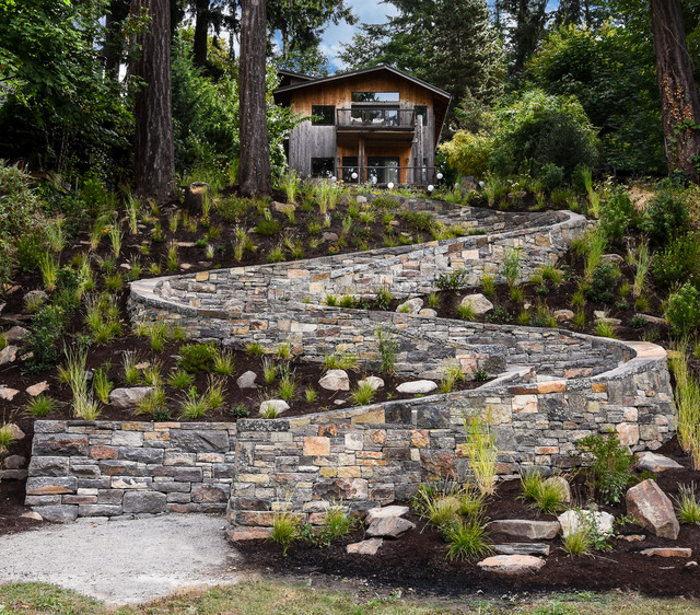 4 Ways Landscapers Designed Water Run-Off & Drainage | Houzz AU