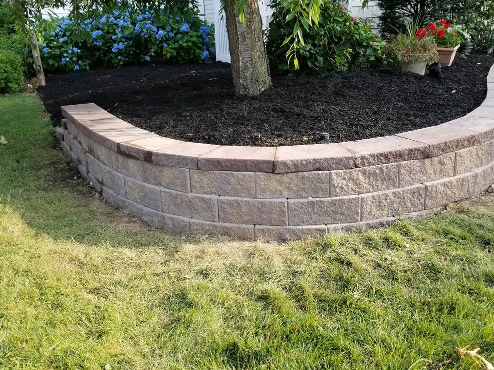 Block Retaining Garden Wall - Cambridge Sigma 8 - Toffee / Onyx with ...