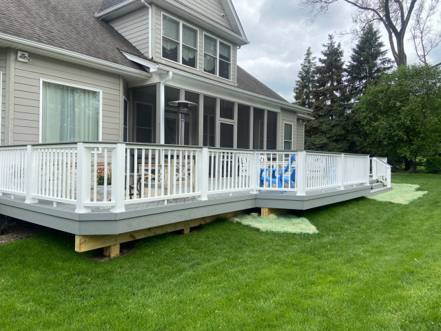 Stone Ash TimberTech deck with Drink Rail & Aluminum Spindles in ...