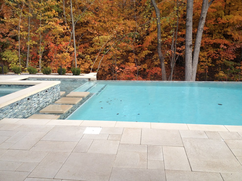 Infinity Edge Pool, Tanning Shelf, Built In Spa, Outdoor Kitchen ...