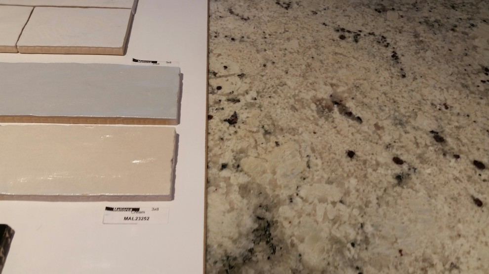 Grout color for cream glazed ceramic back splash