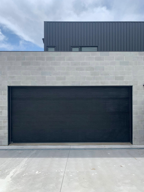 Gliderol Madison Woodgrain in Night Sky - Contemporary - Garage ...