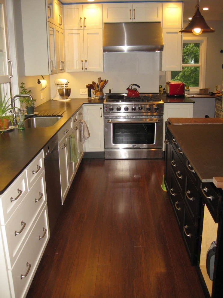 please show me your indestructible/beautiful countertops!