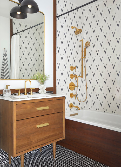 8 Inspiring 8-by-5-Foot Bathrooms