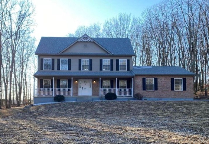 Asymmetrical porch railing help needed