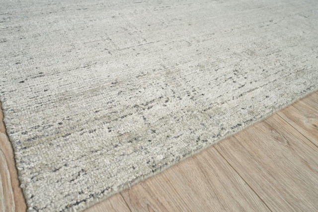 Montero Handmade Hand Loomed Wool and PET yarn Silver/Gray Area Rug, 10 ...