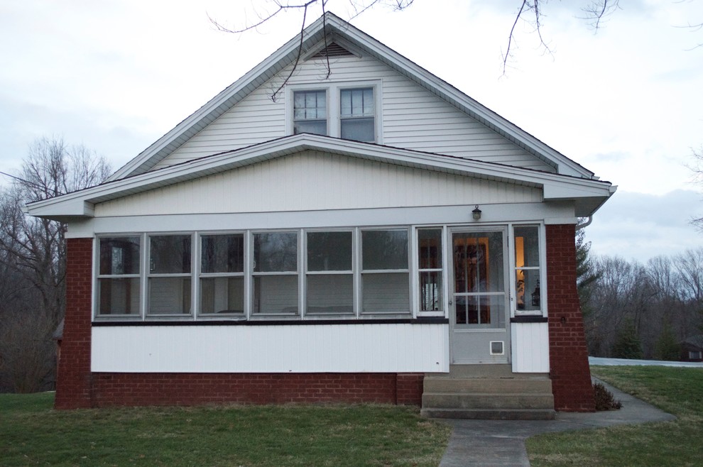 need help updating/restoring exterior of our 1925 home