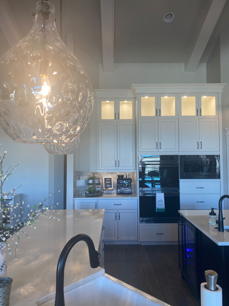 Upper lighted cabinet decor