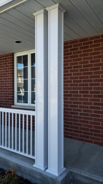 Aluminum Porch Posts and Railing - Moderno - Porche - Ottawa - de ...