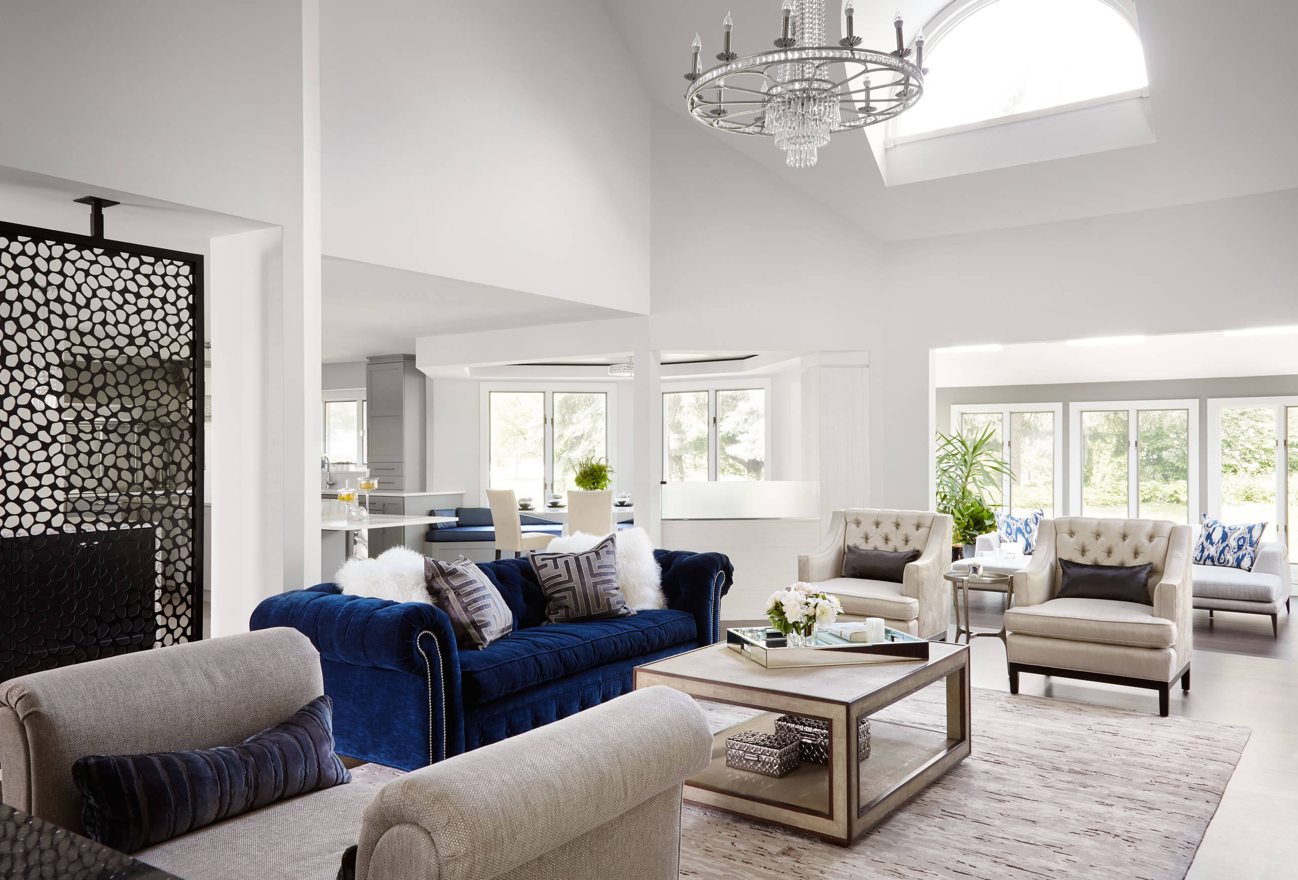 contemporary-living-room.jpg (2560×1736)