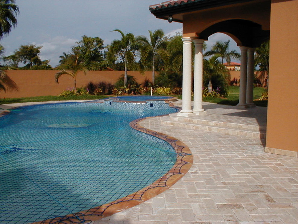 Pinecrest pool - Contemporary - Pool - Miami - by Master Craftsman ...