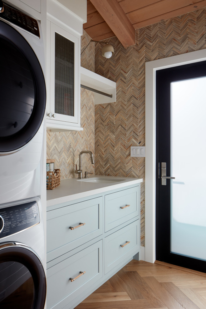 Beach House Meets Mid-Century - Beach Style - Laundry Room - San ...