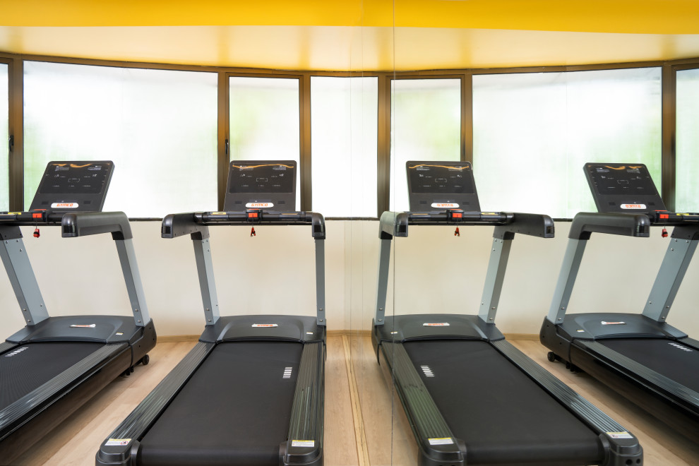 Sand Dunes Gymnasium - Industrial - Home Gym - Mumbai - by Oris ...