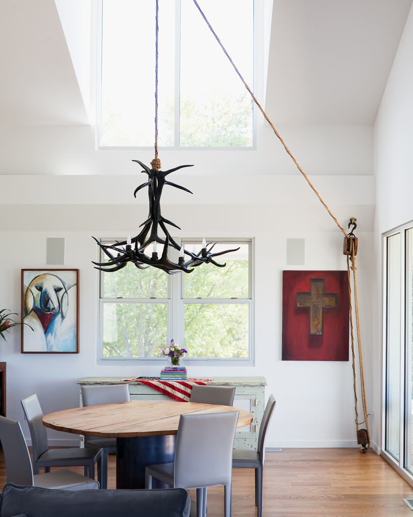 The Ancient Pulley System Finds New Life in the Home