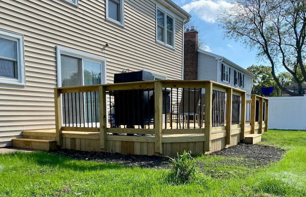 Rolling Meadows Deck Design - Traditional - Terrace - Chicago - by ...