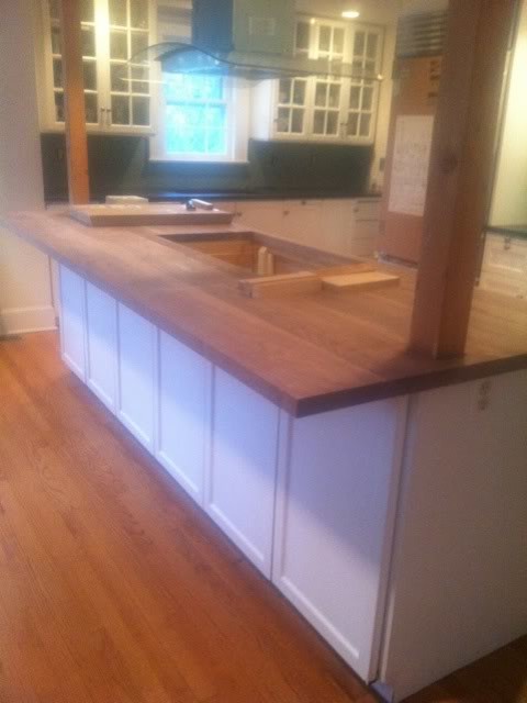 wooden island overhang support (pic)