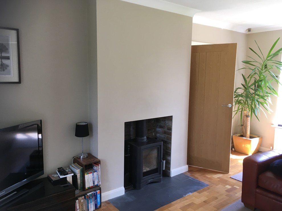 What do you think? Paper chimney breast or back wall? | Houzz UK