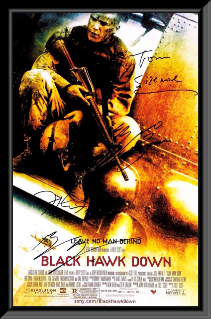 Black Hawk Down cast signed movie poster, 27x40 inches - Contemporary ...