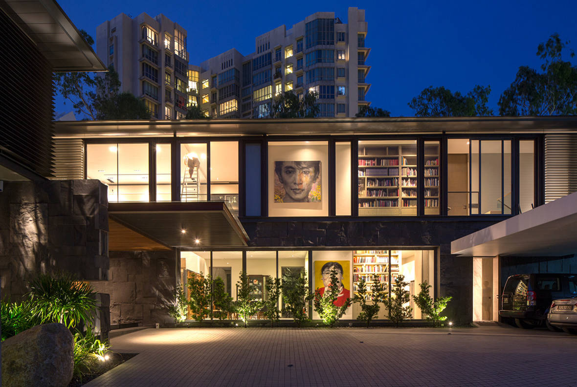 18 Car Porch & Garage Designs from Around the World | Houzz
