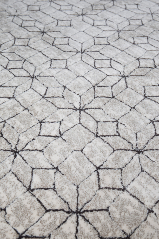 Gray Geometric Pattern Carpet 5‚Äô x 7‚Äô5‚Äù | Zuiver Yenga ...