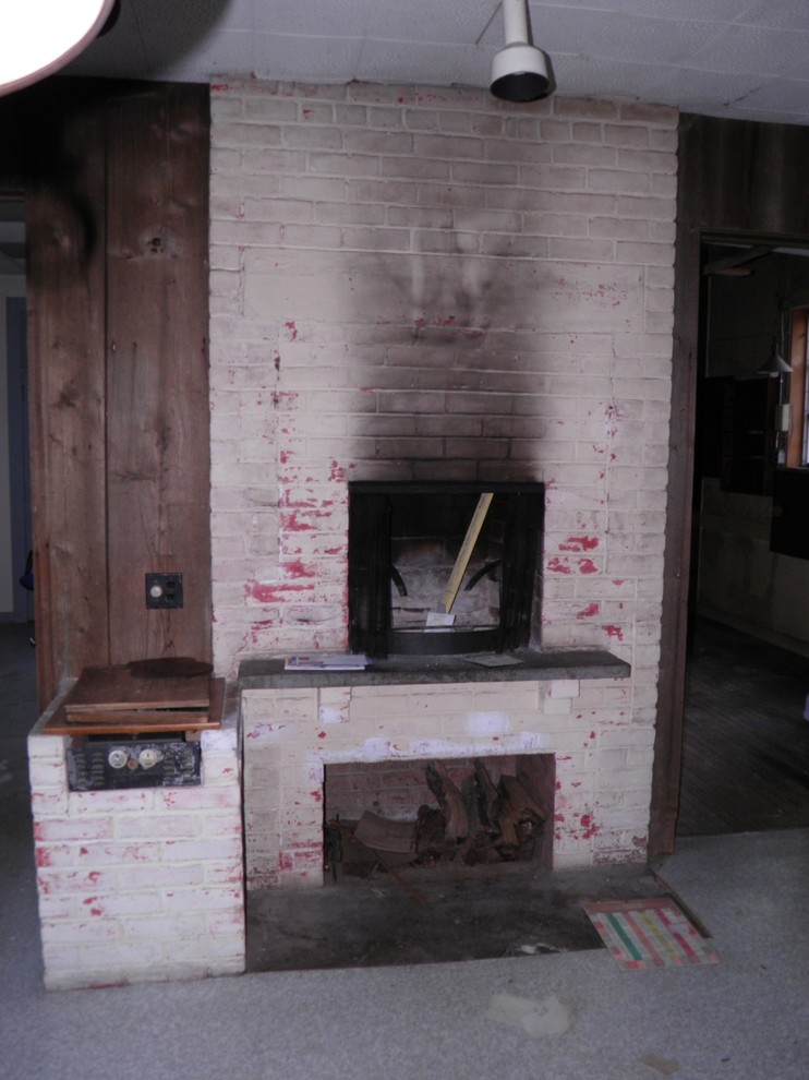 1850's Victorian - kitchen fireplace