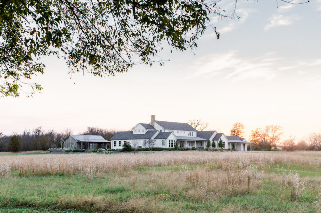 A Newly Built Country House With Classic Style | Houzz AU