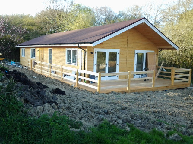 log cabin mobile homes - Country - Kent - by Timberspecs UK Ltd | Houzz