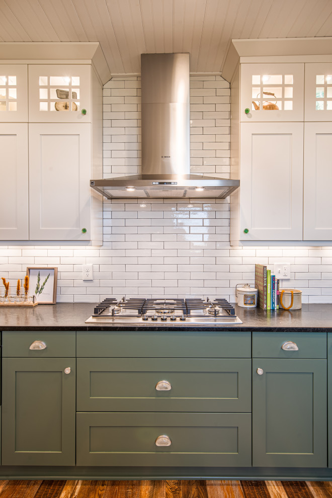 Craftsman Farmhouse - Farmhouse - Kitchen - Minneapolis - by Interiors ...