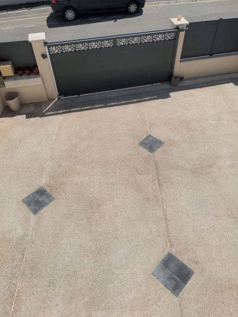 Terrasse en béton désactivé - Classique - Terrasse et Patio - Paris ...