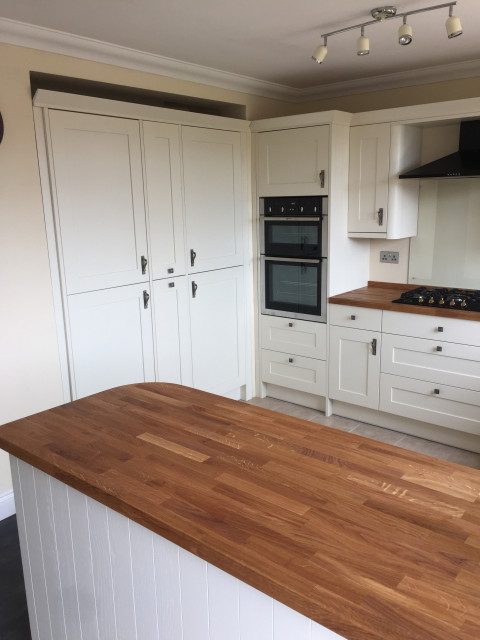 Traditional shaker kitchen - Victorian - Kitchen - London - by ZIMMEREI ...