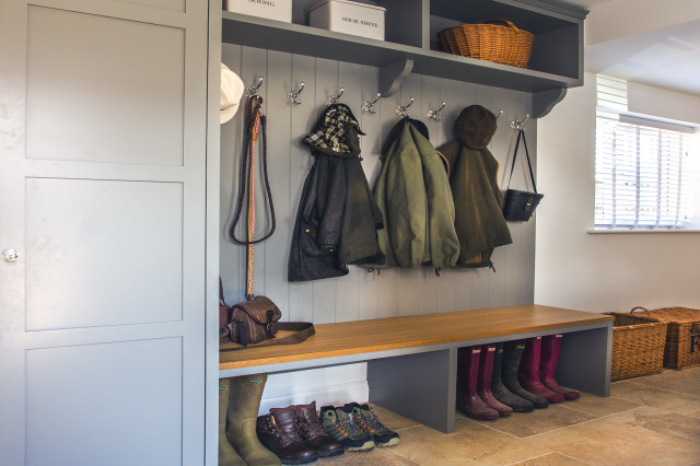 Boot Room - Country - Cloakroom - Hampshire - by Conquest Fine Bespoke ...