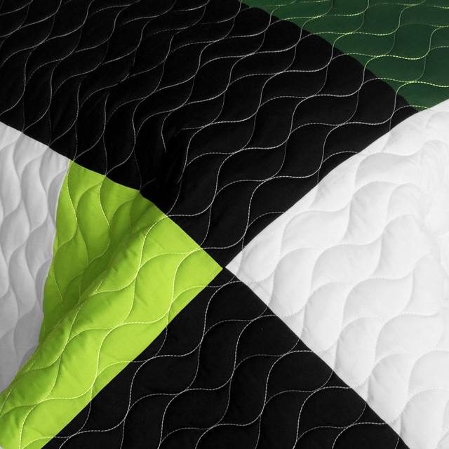 Back To The Earth 3PC Vermicelli - Quilted Patchwork Quilt Set (Full ...