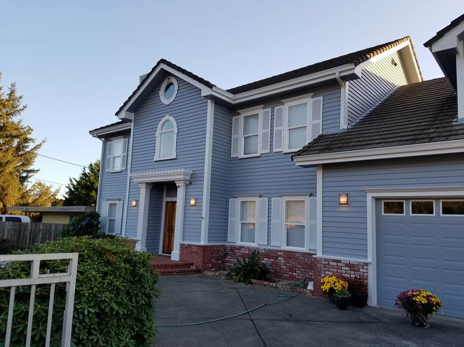Blue Exterior Home Painting in Oregon - Traditional - Exterior - Other ...