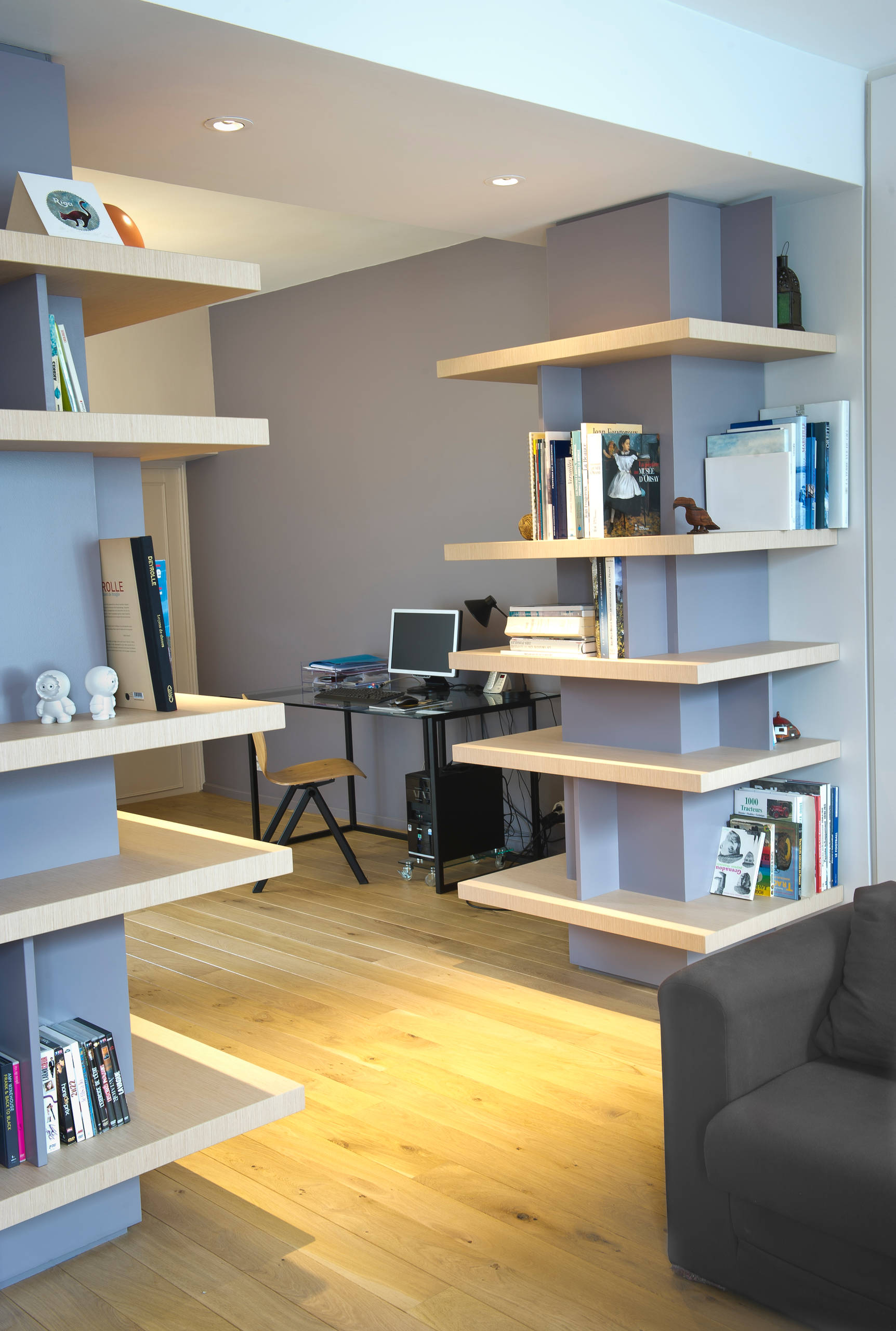 How to Design Around Load-Bearing Columns