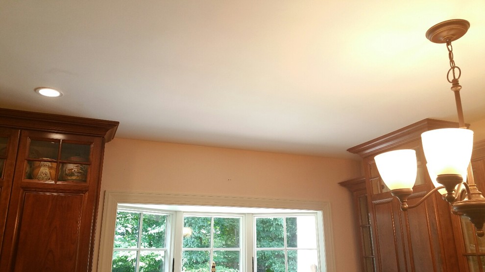 Can We Mix Painted and Stained Crown Molding in a Kitchen?