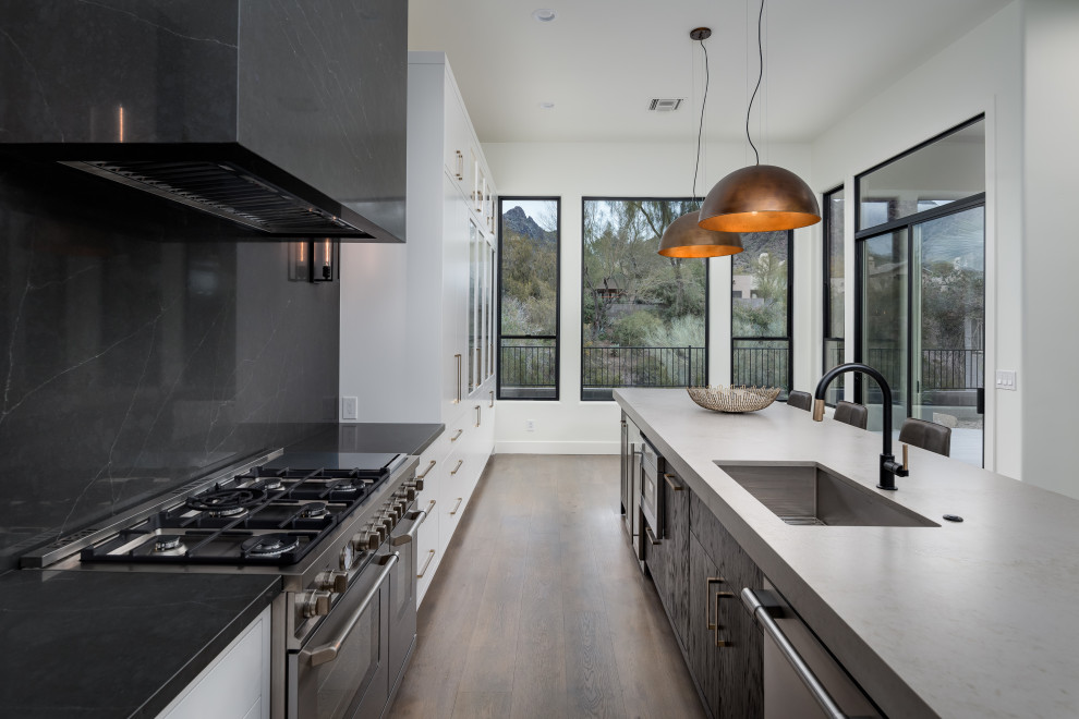 Squaw Peak - Modern - Kitchen - Phoenix - by Elz Design | Houzz