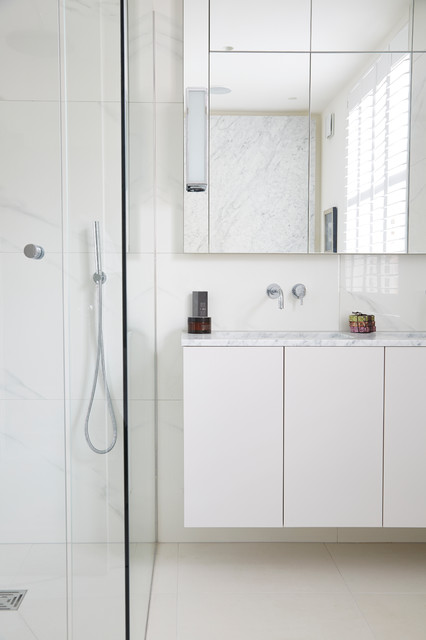 Bathroom Planning: 10 Inspirational Vanity Units for Storage and Style ...