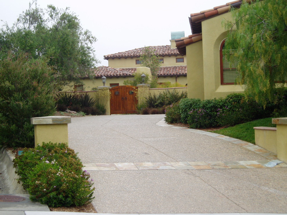 Estate Driveways, Entries, Gates, paving - Mediterranean - San Diego ...