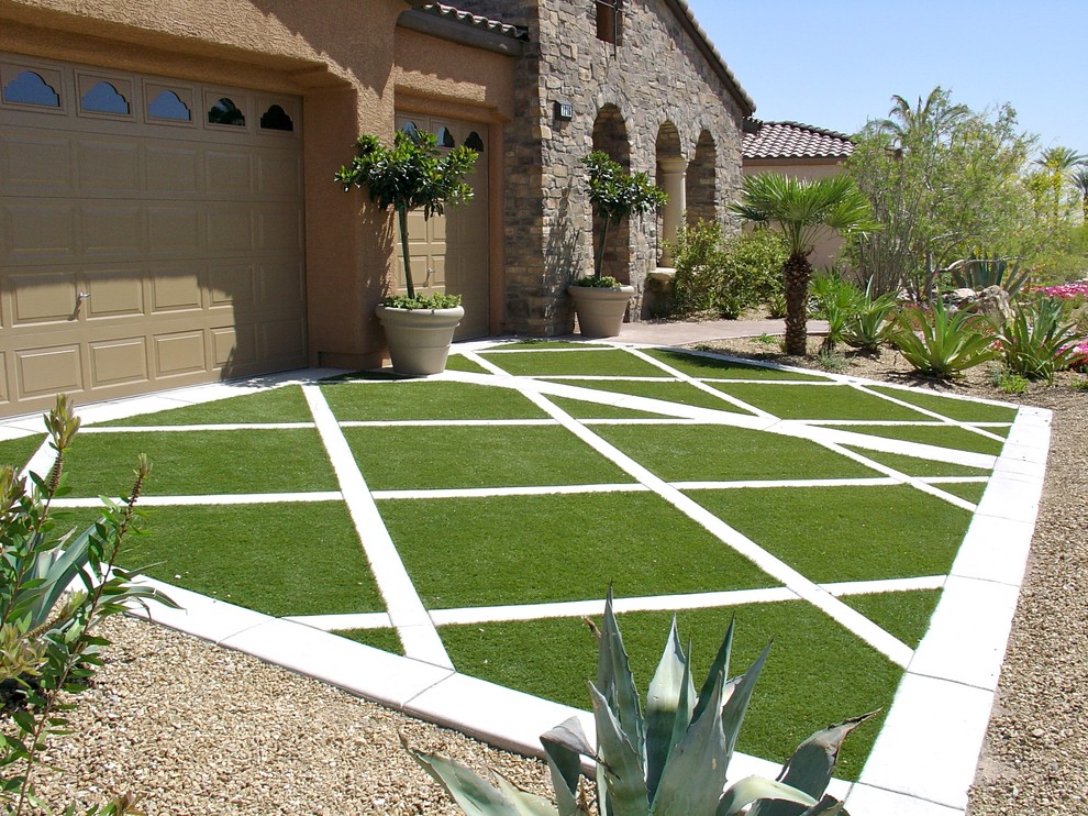 Driveways with Artificial Grass - Traditional - Other - by SYNLawn | Houzz