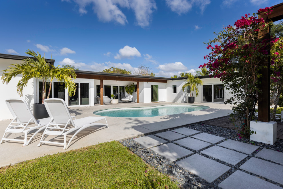 Modern Outdoor Terrace Pool, Modern House, Remodeling Ideas - Moderno ...