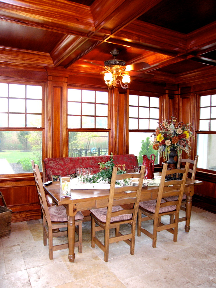 Woodipedia: Mahogany Furnishes a Rich Look