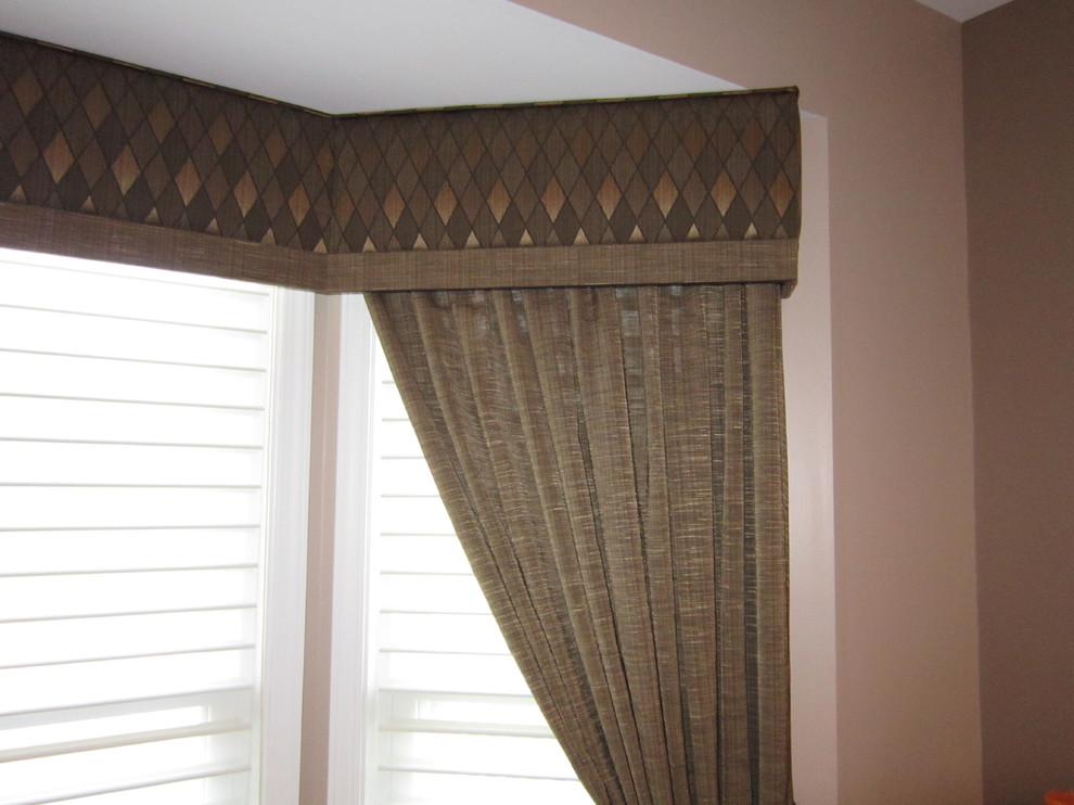 Bay Window - Contemporary - Chicago - by Blazeks Home Furnishings | Houzz
