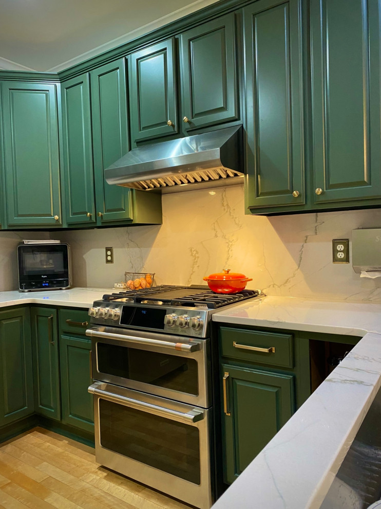 Why You Should Embrace a Solid Slab Backsplash